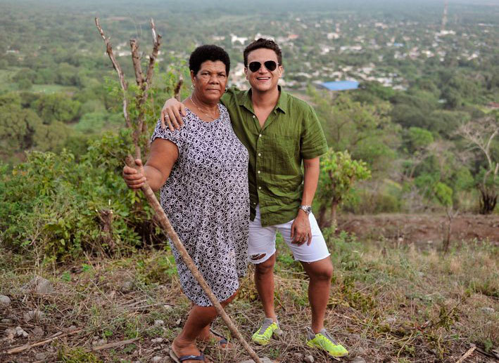 Así va la casa que Silvestre le regaló a María Atencio - Primera Linea