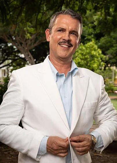 Elenco y personajes de la novela Leandro Díaz que interpreta Silvestre Dangond - Primera Linea